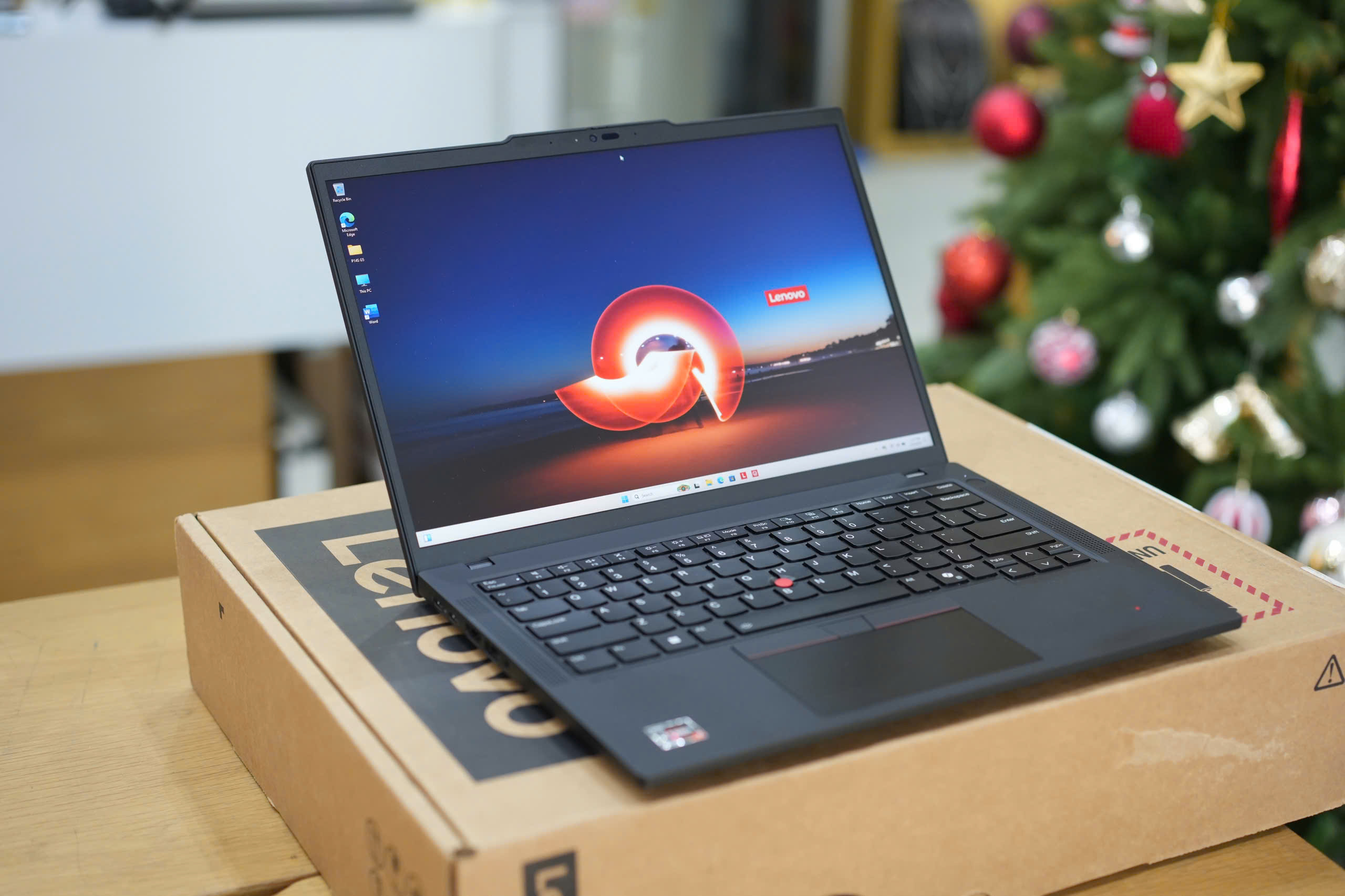 ThinkPad P14s Gen 5 - 2024 | Chính hãng, trả góp 0% | Mac24h